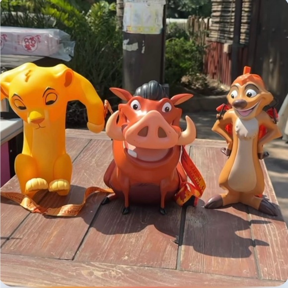 Disney | Kitchen | Disney World Timon Sipper Simba And Pumba Popcorn ...